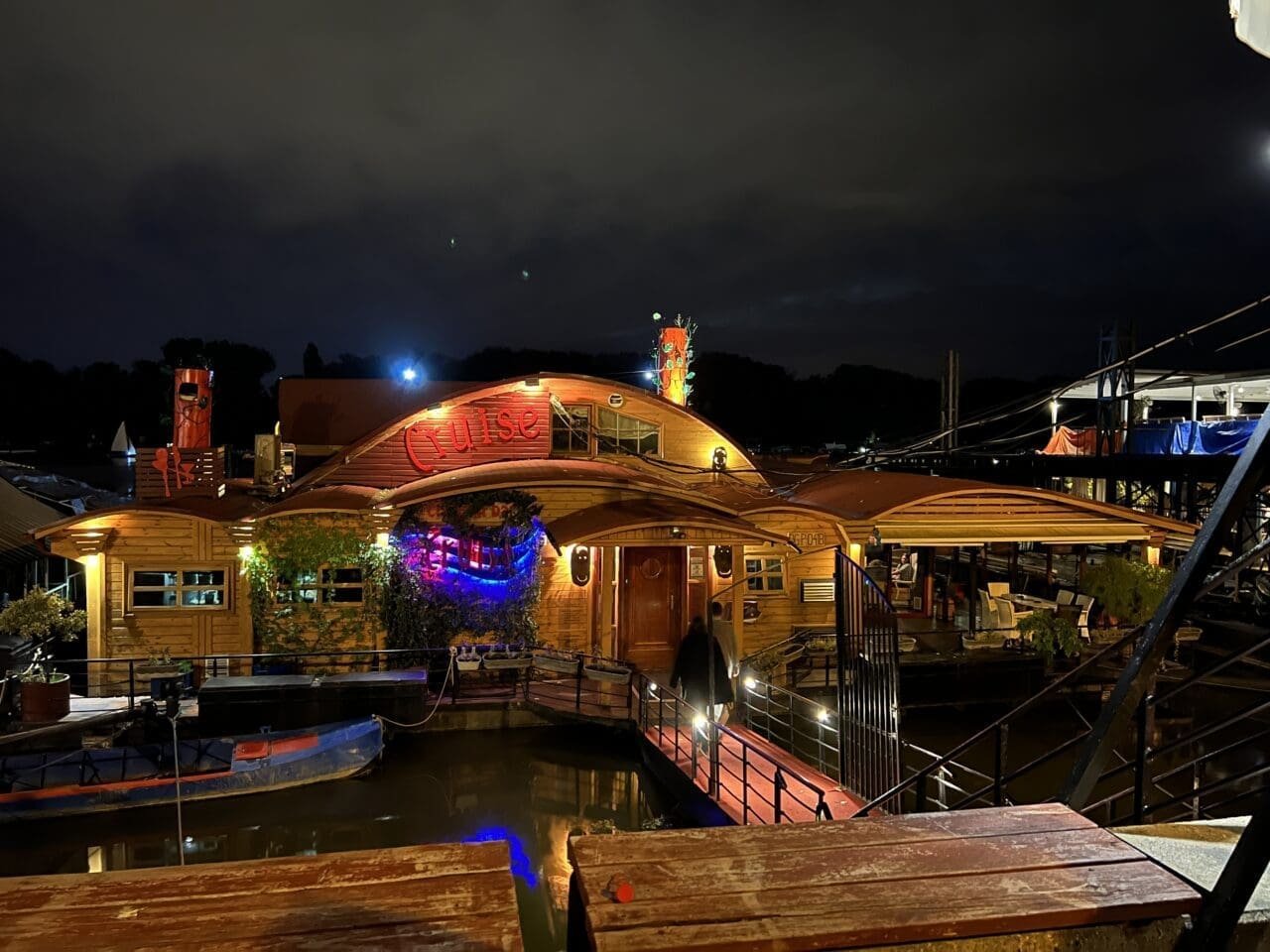 Splavovi & Kafane: Why Belgrade Nightlife is one of the best in Europe ...